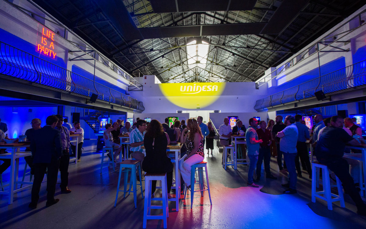 LA MANHATTAN PARTY LLEGA A SEVILLA - Fotogalería InfoPlay