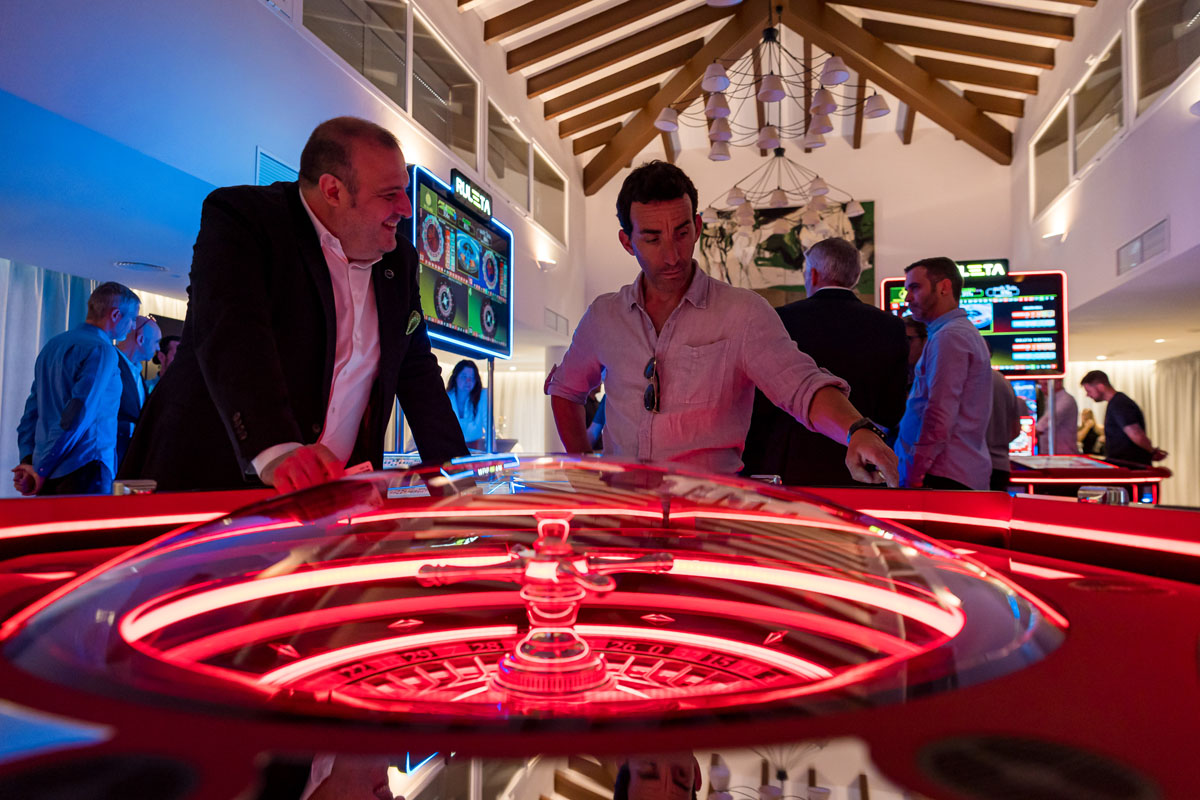 MGA Industrial presenta con éxito su ruleta Evolution en Palma de ...