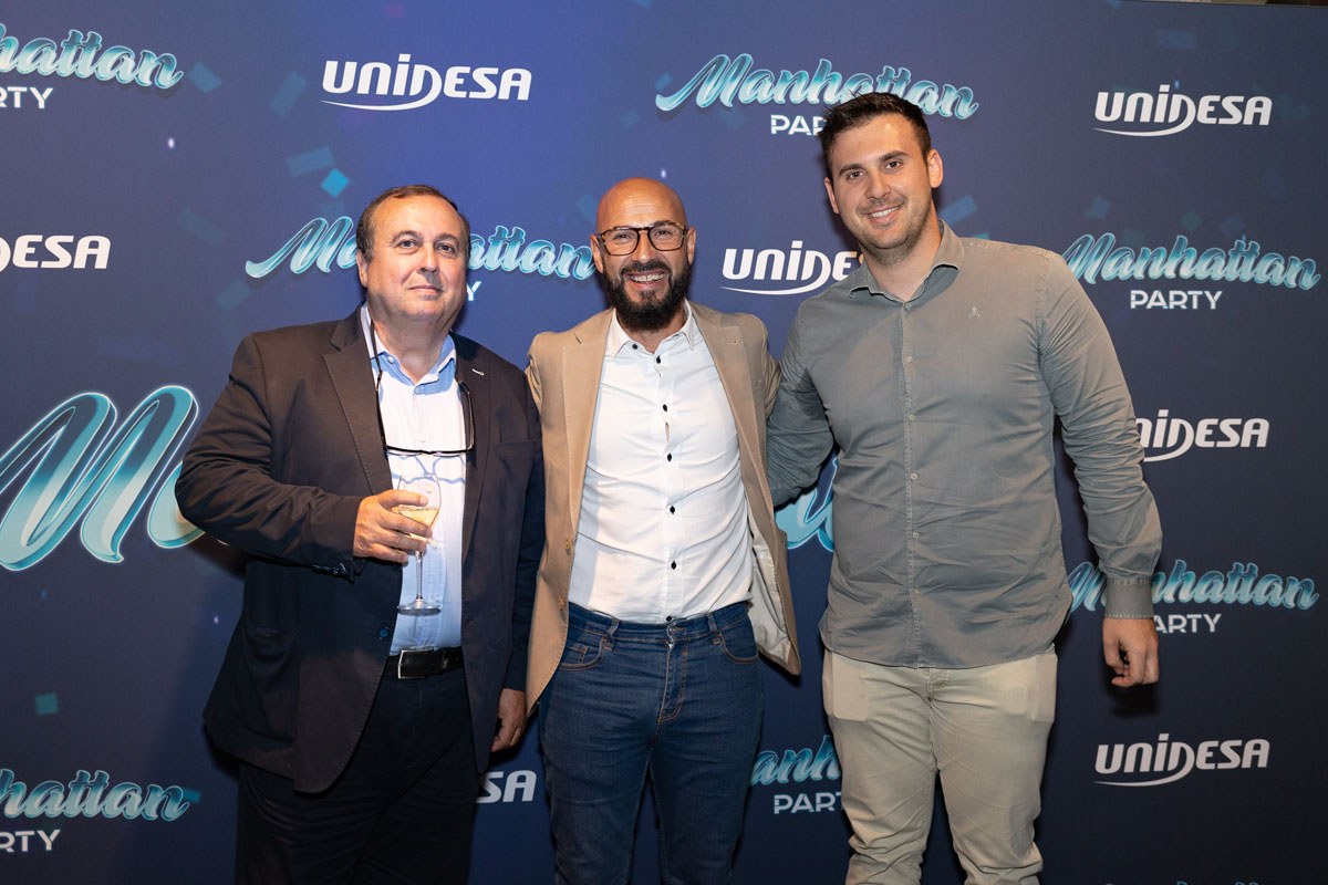 UNIDESA PRESENTA EN BARCELONA MANHATTAN PARTY - Fotogalería InfoPlay