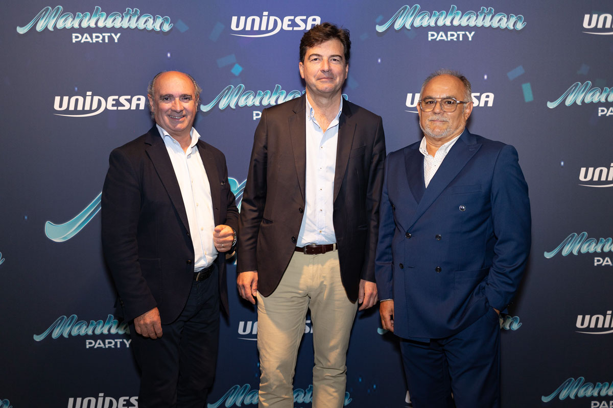 UNIDESA PRESENTA EN BARCELONA MANHATTAN PARTY - Fotogalería InfoPlay