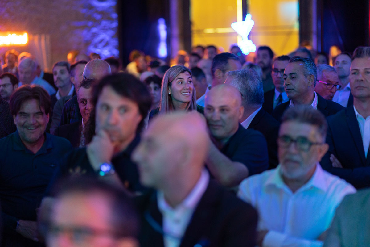 UNIDESA PRESENTA EN BARCELONA MANHATTAN PARTY - Fotogalería InfoPlay