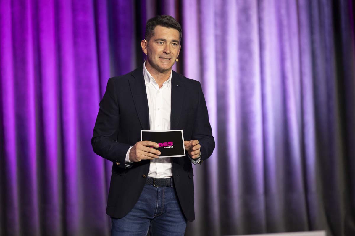 Así fue la emocionante y divertida presentación de YAASS en el Estadio ...