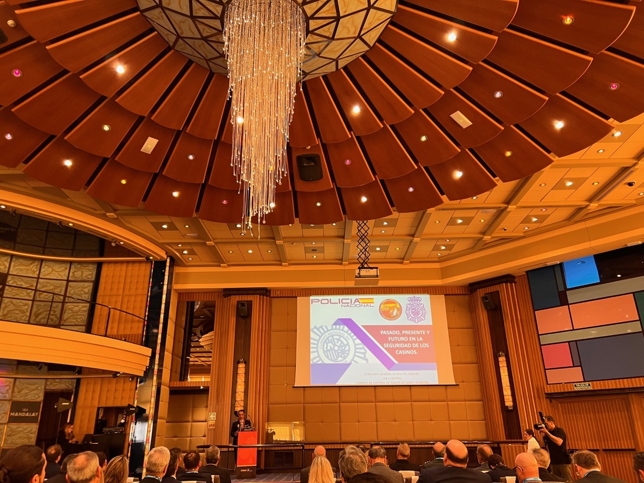 David Calvete, Jefe de Servicio de Control de Juegos de Azar de la ...